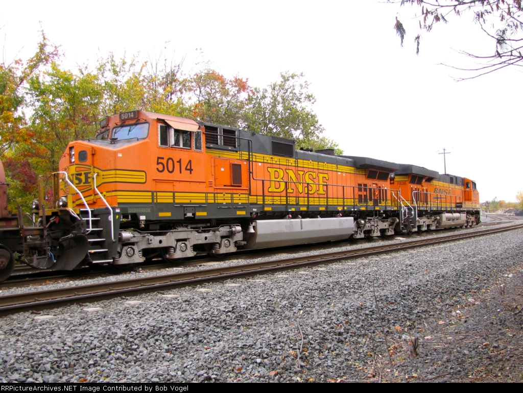 BNSF 5014 and 7836